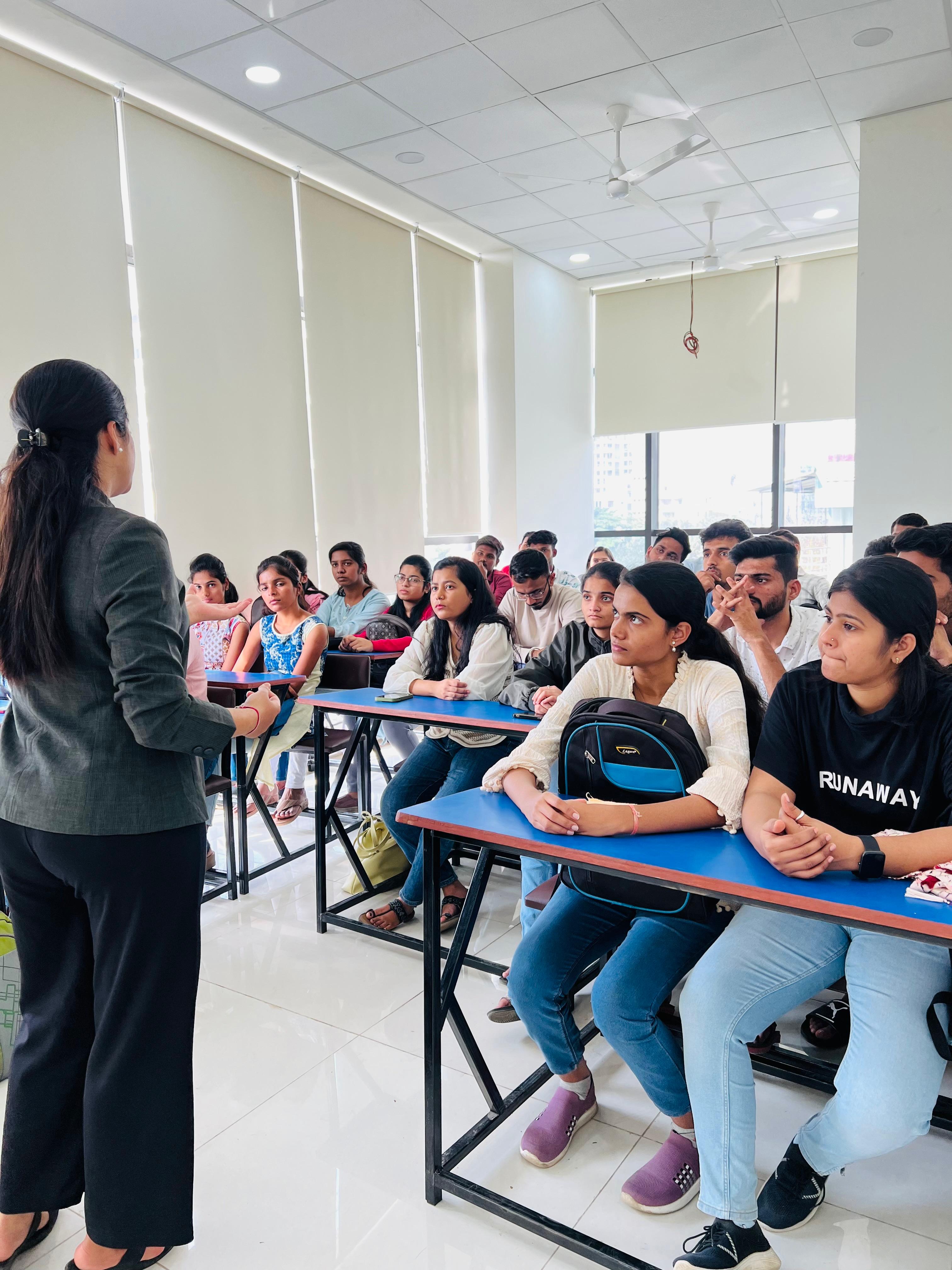 Finxl Business School (FBS) | Best Program by FINXL Business School